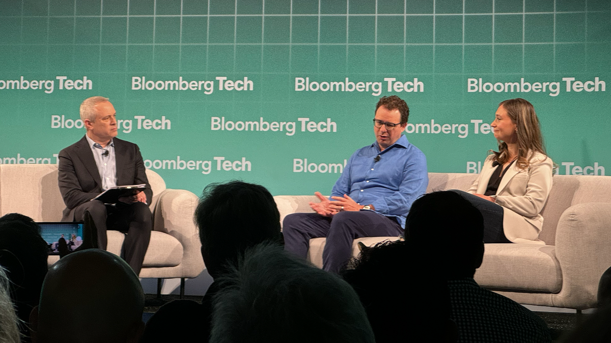 Buy Anthropic stock and other Pre-IPO shares on UpMarket